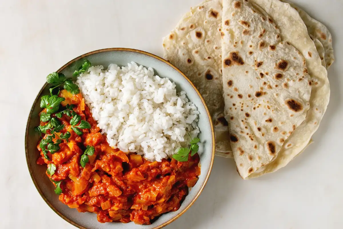 What Are Two Common Accompaniments for Curries? Top Pairings - Homecook ...